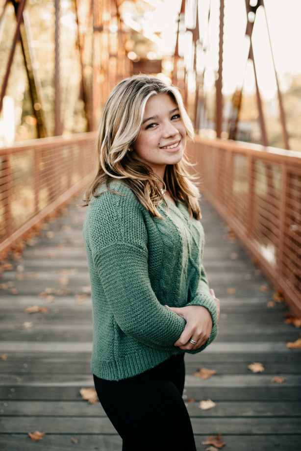 Riley Redline | Stars Management Portfolio | teens - girls